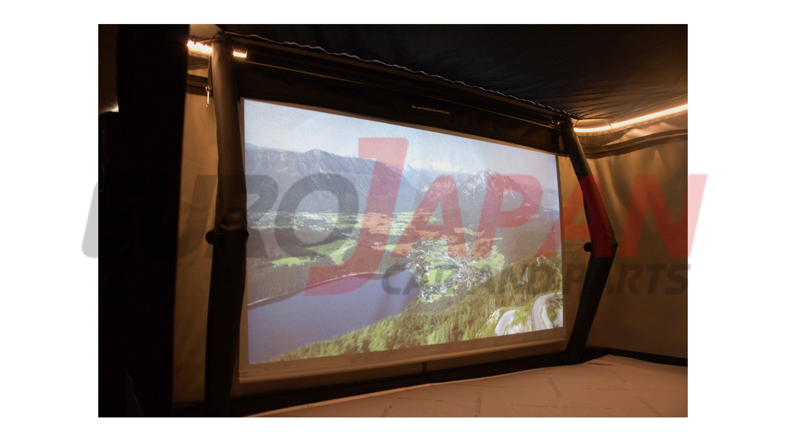 Interior projection screen for rooftop tent - James Baroud